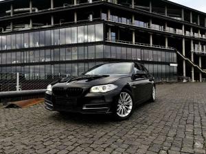 Melns BMW 520 2015 Kauņa, ar dzinēja tilpumu 2.00 L un nobraukumu 196 tūkst. km par 12500 €, foto  vietnē AUTOMOTO.COM.LV