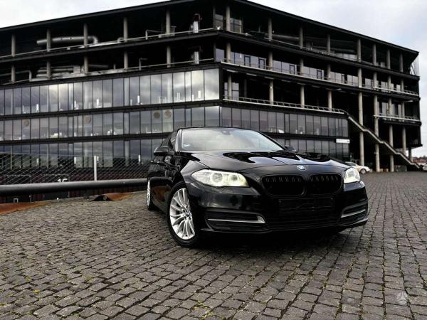 Melns BMW 520 2015 Kauņa, ar dzinēja tilpumu 2.00 L un nobraukumu 196 tūkst. km par 12500 €, foto 3 vietnē AUTOMOTO.COM.LV