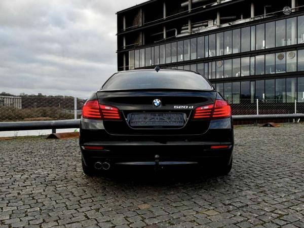 Melns BMW 520 2015 Kauņa, ar dzinēja tilpumu 2.00 L un nobraukumu 196 tūkst. km par 12500 €, foto 9 vietnē AUTOMOTO.COM.LV