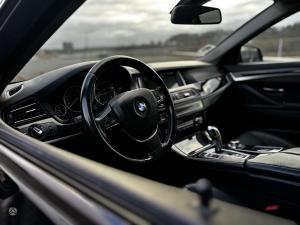 Melns BMW 520 2015 Kauņa, ar dzinēja tilpumu 2.00 L un nobraukumu 196 tūkst. km par 12500 €, foto 21 vietnē AUTOMOTO.COM.LV