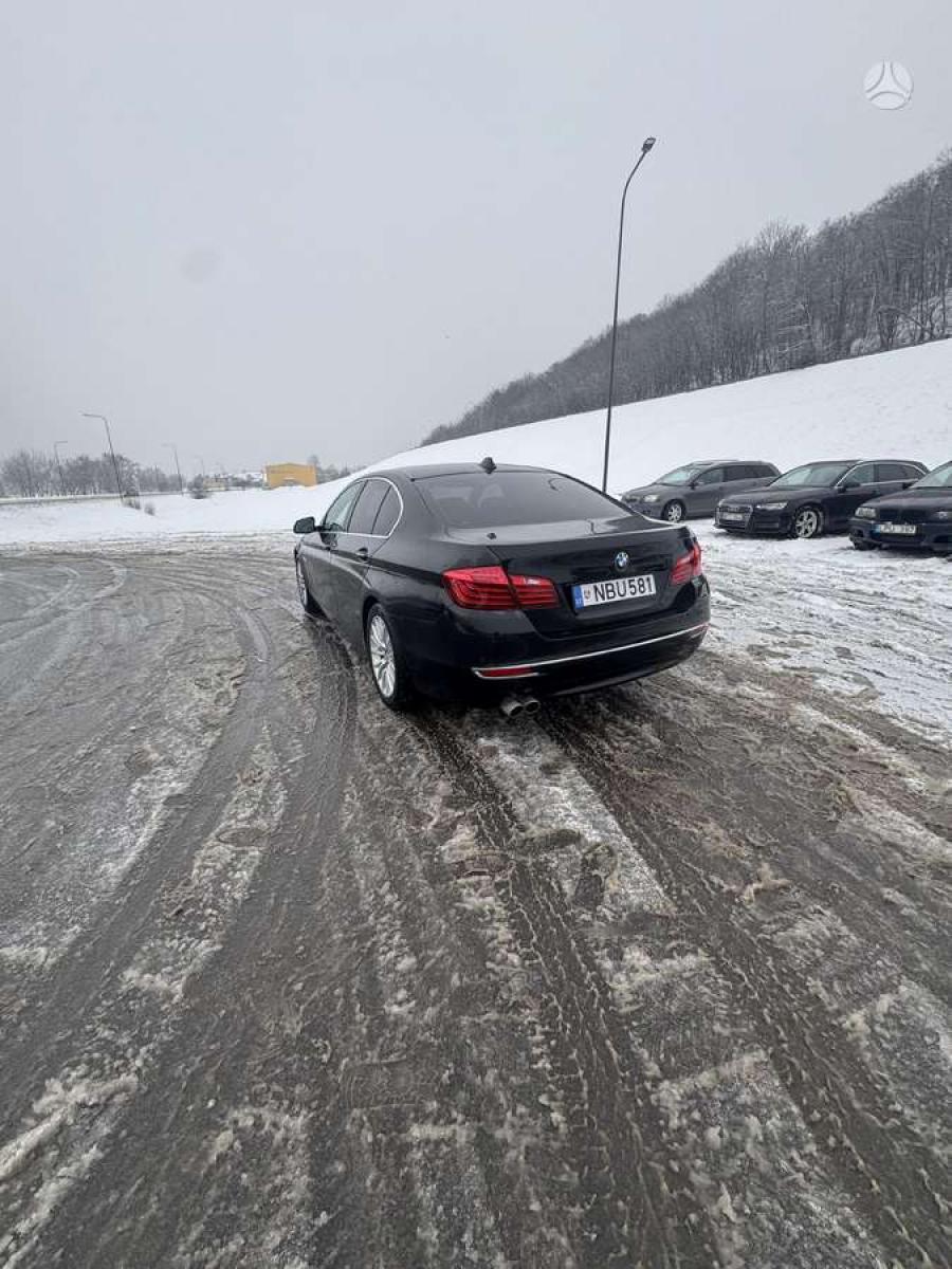 Черный БМВ 520 2015 в Каунас, объемом двигателя 2.00 л и пробегом 310 тыс. км за 9700 €, фото 4 на AUTOMOTO.COM.LV