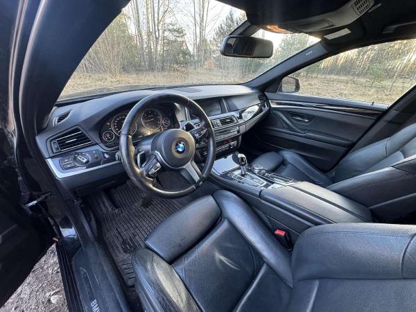 Black BMW 520 2015 in Kaunas, with an engine capacity of 2.00 L and mileage of 312 thousand km for 11000 €, photo 10 on AUTOMOTO.COM.LV