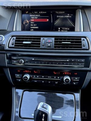 Melns BMW 520 2015 Tukums, ar dzinēja tilpumu 2.00 L un nobraukumu 324 tūkst. km par 12999 €, foto 25 vietnē AUTOMOTO.COM.LV