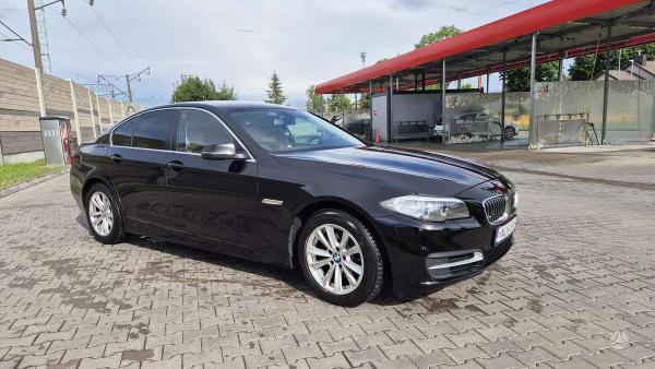 Black BMW 520 2015 in Vilnius, with an engine capacity of 2.00 L and mileage of 344 thousand km for 10000 €, photo 8 on AUTOMOTO.COM.LV