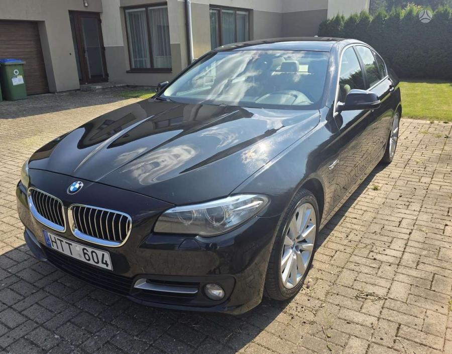 Black BMW 520 2015 in Kaunas, with an engine capacity of 2.00 L and mileage of 219 thousand km for 14000 €, photo 3 on AUTOMOTO.COM.LV
