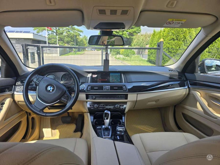 Black BMW 520 2015 in Kaunas, with an engine capacity of 2.00 L and mileage of 219 thousand km for 14000 €, photo 7 on AUTOMOTO.COM.LV