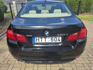 Black BMW 520 2015 in Kaunas, with an engine capacity of 2.00 L and mileage of 219 thousand km for 14000 €, photo 12 on AUTOMOTO.COM.LV