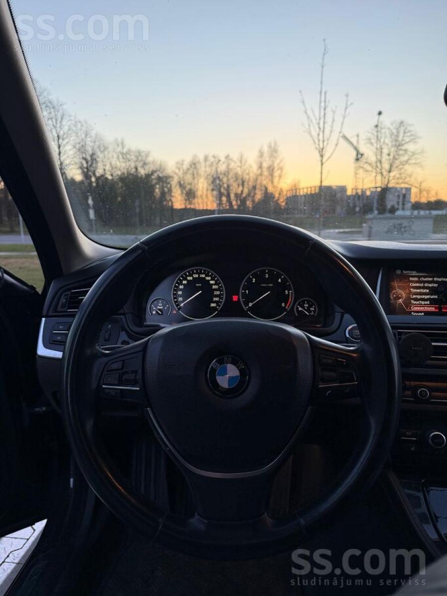 Melns BMW 520 2015 Rīga, ar dzinēja tilpumu 2.00 L un nobraukumu 348 tūkst. km par 12000 €, foto 6 vietnē AUTOMOTO.COM.LV