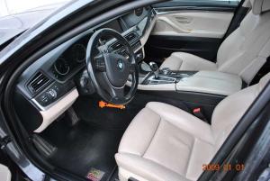 Black BMW 520 2015 in Kaunas, with an engine capacity of 2.00 L and mileage of 314 thousand km for 9000 €, photo 5 on AUTOMOTO.COM.LV