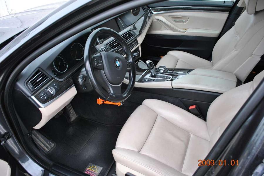 Black BMW 520 2015 in Kaunas, with an engine capacity of 2.00 L and mileage of 314 thousand km for 9000 €, photo 5 on AUTOMOTO.COM.LV