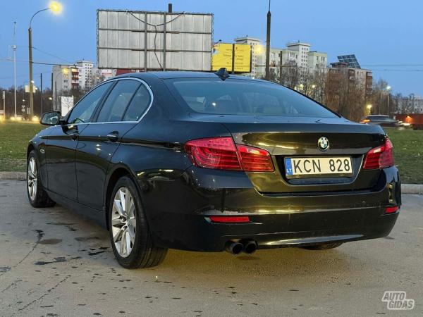 Melns BMW 520 2016 Kauņa, ar dzinēja tilpumu 2.00 L un nobraukumu 355 tūkst. km par 9990 €, foto 6 vietnē AUTOMOTO.COM.LV