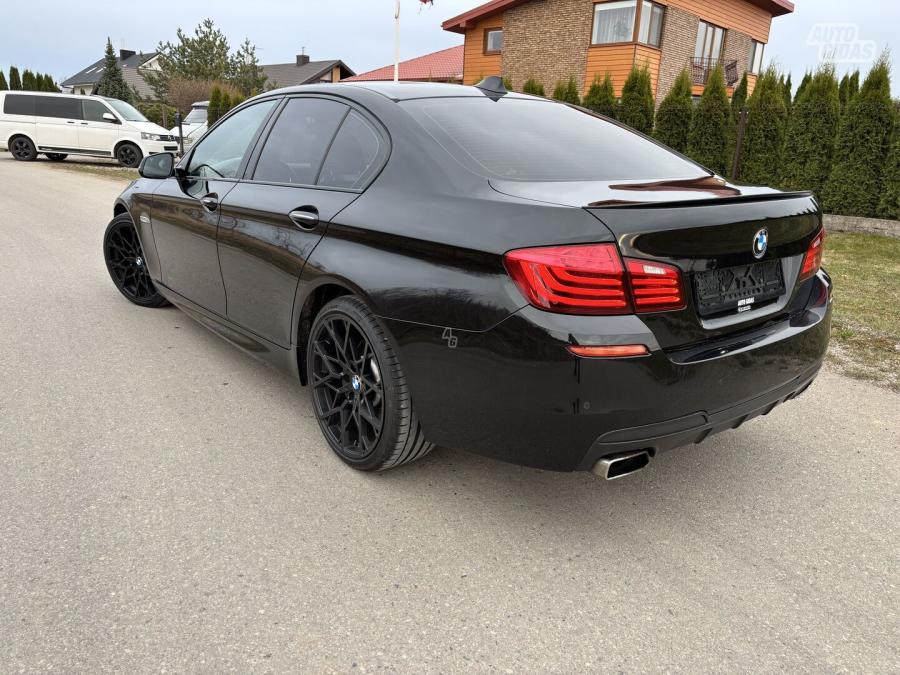 Melns BMW 520 2016 Kauņa, ar dzinēja tilpumu 2.00 L un nobraukumu 355 tūkst. km par 11350 €, foto 5 vietnē AUTOMOTO.COM.LV