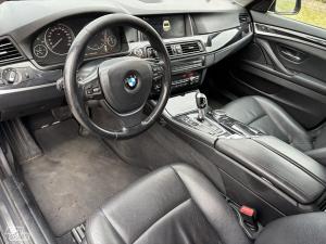 Melns BMW 520 2016 Kauņa, ar dzinēja tilpumu 2.00 L un nobraukumu 355 tūkst. km par 11350 €, foto 10 vietnē AUTOMOTO.COM.LV
