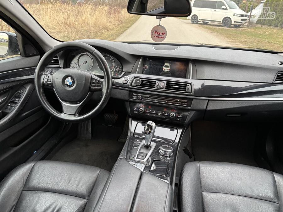 Melns BMW 520 2016 Kauņa, ar dzinēja tilpumu 2.00 L un nobraukumu 355 tūkst. km par 11350 €, foto 11 vietnē AUTOMOTO.COM.LV