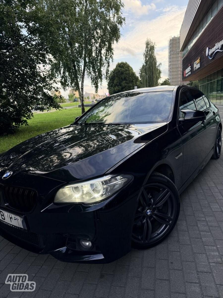 Black BMW 520 2016 in Kaunas, with an engine capacity of 2.00 L and mileage of 325 thousand km for 12300 €, photo 3 on AUTOMOTO.COM.LV
