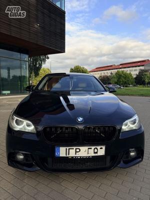 Black BMW 520 2016 in Kaunas, with an engine capacity of 2.00 L and mileage of 325 thousand km for 12300 €, photo 9 on AUTOMOTO.COM.LV