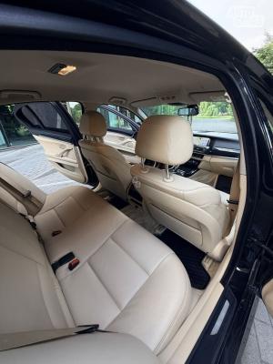 Black BMW 520 2016 in Kaunas, with an engine capacity of 2.00 L and mileage of 325 thousand km for 12300 €, photo 18 on AUTOMOTO.COM.LV