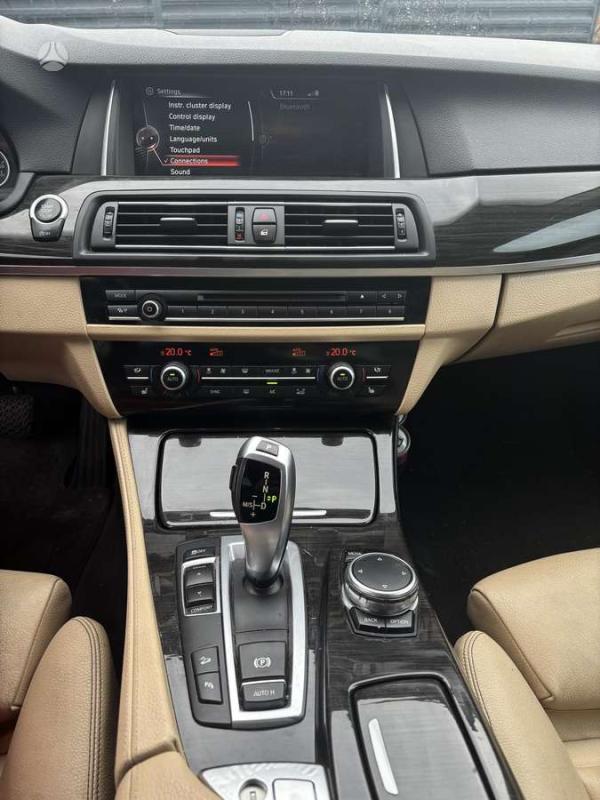 Black BMW 520 2016 in Vilnius, with an engine capacity of 2.00 L and mileage of 344 thousand km for 10100 €, photo 7 on AUTOMOTO.COM.LV