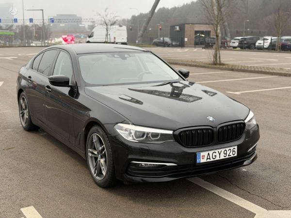 Black BMW 520 2017 in Vilnius, with an engine capacity of 2.00 L and mileage of 135 thousand km for 19900 €, photo 3 on AUTOMOTO.COM.LV