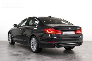 Black BMW 520 2017 in Riga, with an engine capacity of 2.00 L and mileage of 118 thousand km for 25900 €, photo 13 on AUTOMOTO.COM.LV