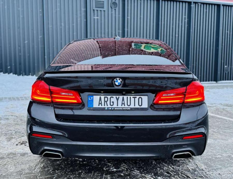 Black BMW 520 2017 in Kaunas, with an engine capacity of 2.00 L and mileage of 226 thousand km for 23500 €, photo 6 on AUTOMOTO.COM.LV