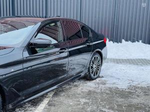 Black BMW 520 2017 in Kaunas, with an engine capacity of 2.00 L and mileage of 226 thousand km for 23500 €, photo 36 on AUTOMOTO.COM.LV