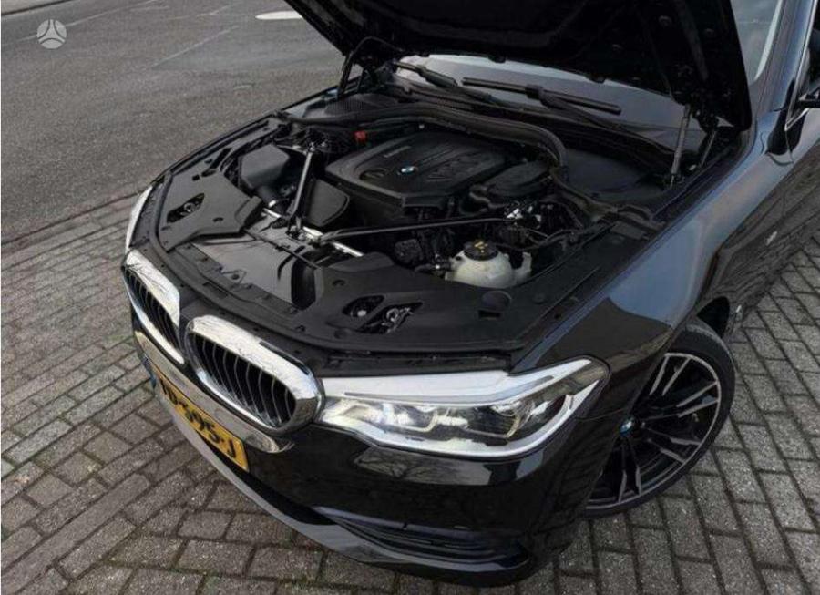 Melns BMW 520 2017 Viļņa, ar dzinēja tilpumu 2.00 L un nobraukumu 306 tūkst. km par 16990 €, foto 16 vietnē AUTOMOTO.COM.LV