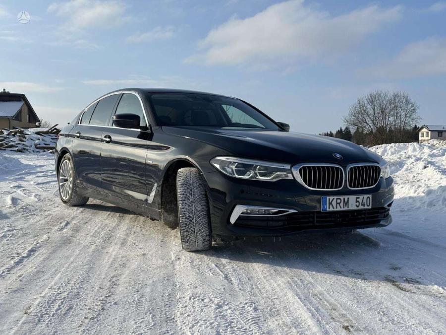 Черный БМВ 520 2017 в Вильнюс, объемом двигателя 2.00 л и пробегом 198 тыс. км за 20000 €, фото 4 на AUTOMOTO.COM.LV