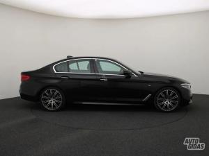 Black BMW 520 2017 in Vilnius, with an engine capacity of 2.00 L and mileage of 171 thousand km for 21999 €, photo 9 on AUTOMOTO.COM.LV