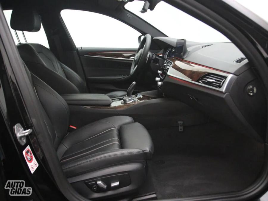 Black BMW 520 2017 in Vilnius, with an engine capacity of 2.00 L and mileage of 171 thousand km for 21999 €, photo 14 on AUTOMOTO.COM.LV
