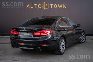 Black BMW 520 2017 in Riga, with an engine capacity of 2.00 L and mileage of 284 thousand km for 18990 €, photo 5 on AUTOMOTO.COM.LV