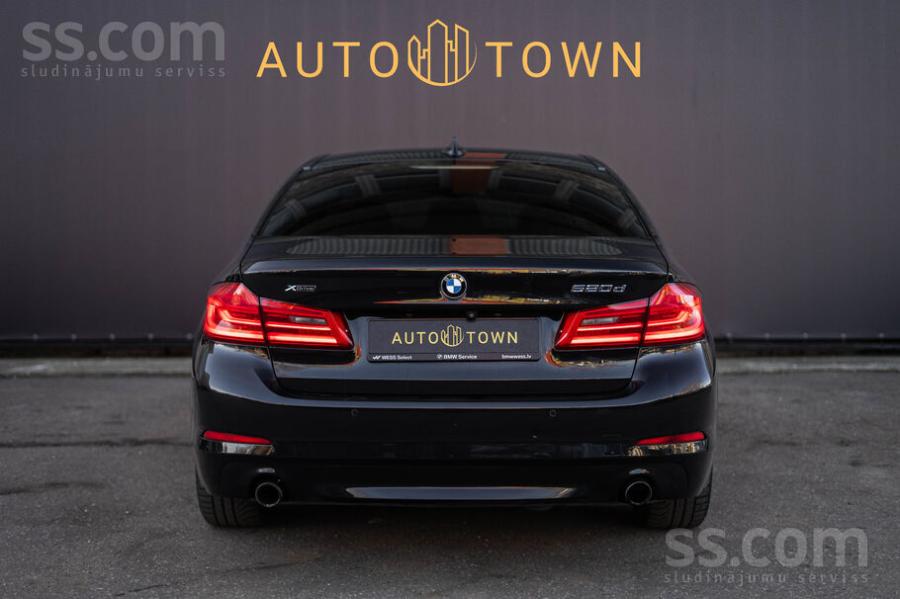 Black BMW 520 2017 in Riga, with an engine capacity of 2.00 L and mileage of 284 thousand km for 18990 €, photo 9 on AUTOMOTO.COM.LV
