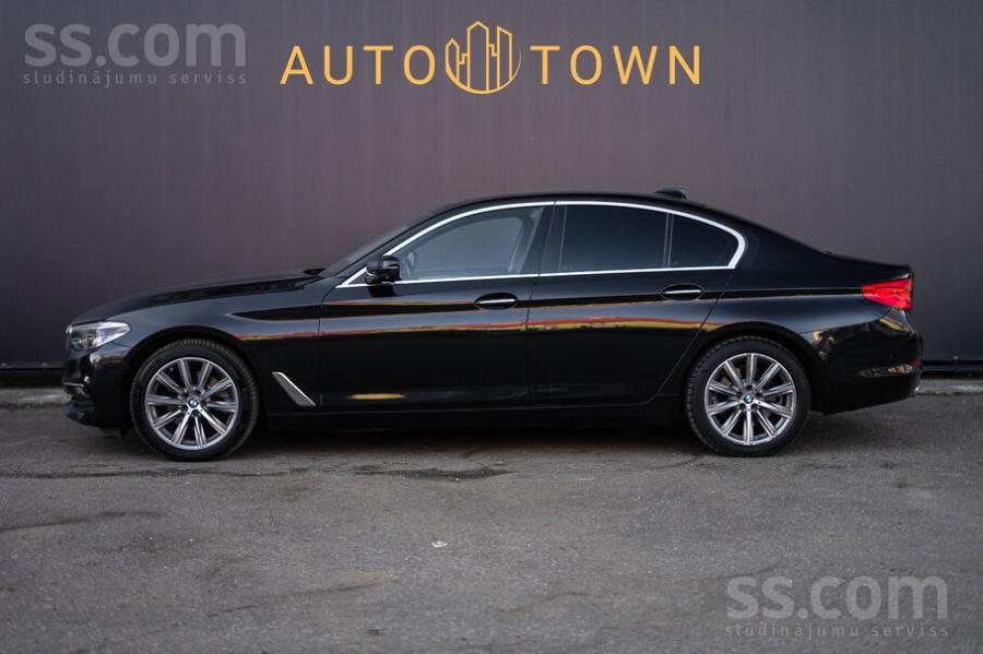 Black BMW 520 2017 in Riga, with an engine capacity of 2.00 L and mileage of 284 thousand km for 18990 €, photo 11 on AUTOMOTO.COM.LV