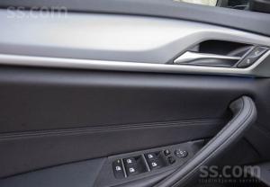 Black BMW 520 2017 in Riga, with an engine capacity of 2.00 L and mileage of 284 thousand km for 18990 €, photo 28 on AUTOMOTO.COM.LV