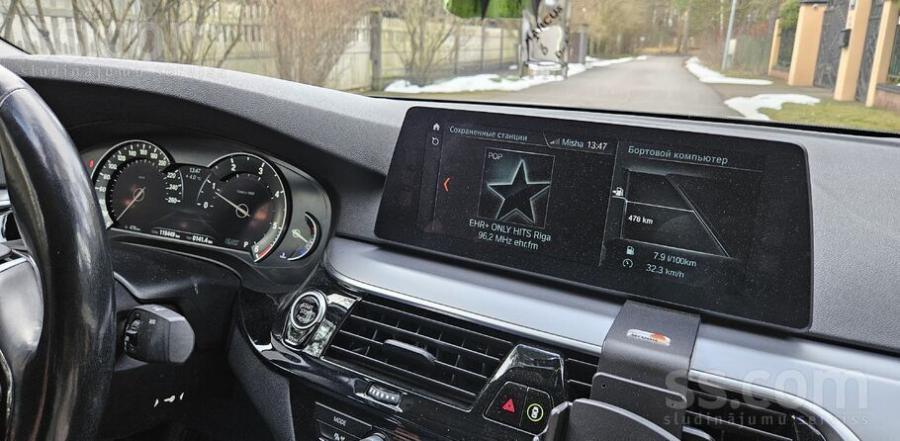 Black BMW 520 2017 in Riga, with an engine capacity of 2.00 L and mileage of 123 thousand km for 21000 €, photo 11 on AUTOMOTO.COM.LV