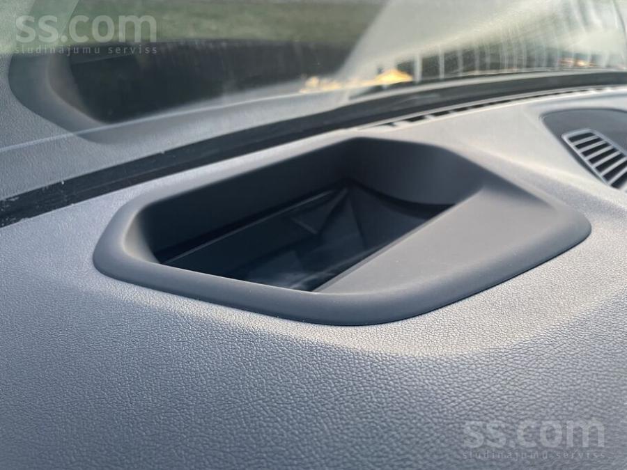 Melns BMW 520 2017 Rīga, ar dzinēja tilpumu 2.00 L un nobraukumu 0 tūkst. km par 18950 €, foto 16 vietnē AUTOMOTO.COM.LV