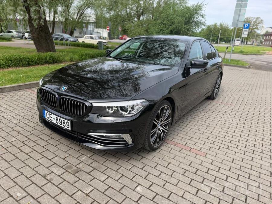 Black BMW 520 2017 in Riga, with an engine capacity of 2.00 L and mileage of 117 thousand km for 20900 €, photo 1 on AUTOMOTO.COM.LV