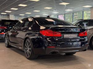 Black BMW 520 2017 in Klaipeda, with an engine capacity of 2.00 L and mileage of 285 thousand km for 22999 €, photo 4 on AUTOMOTO.COM.LV