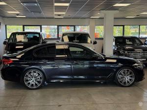 Black BMW 520 2017 in Klaipeda, with an engine capacity of 2.00 L and mileage of 285 thousand km for 22999 €, photo 15 on AUTOMOTO.COM.LV