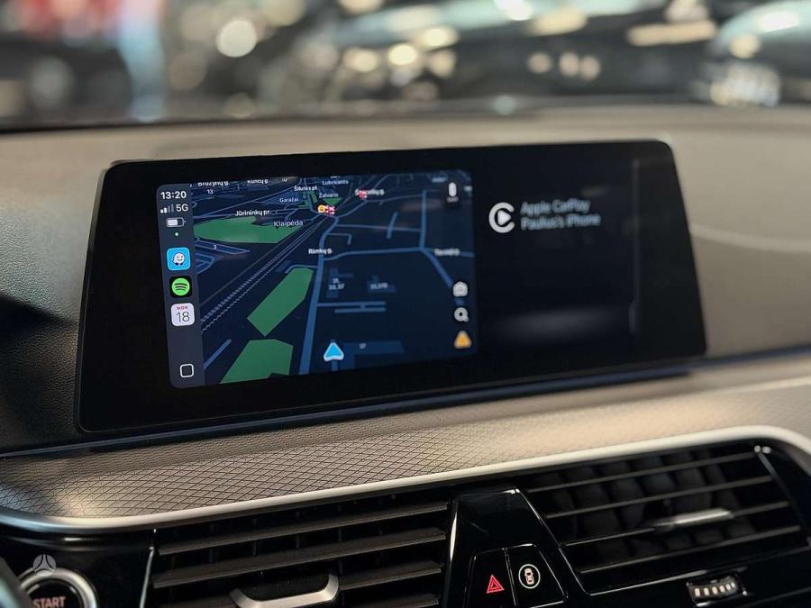 Black BMW 520 2017 in Klaipeda, with an engine capacity of 2.00 L and mileage of 285 thousand km for 22999 €, photo 18 on AUTOMOTO.COM.LV