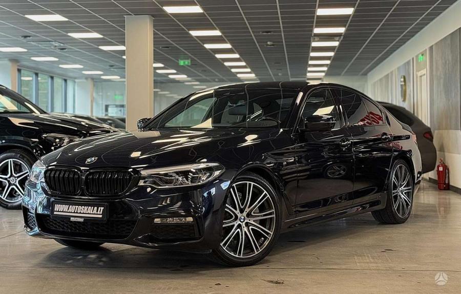 Black BMW 520 2017 in Klaipeda, with an engine capacity of 2.00 L and mileage of 285 thousand km for 22999 €, photo 20 on AUTOMOTO.COM.LV