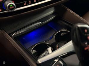 Black BMW 520 2017 in Klaipeda, with an engine capacity of 2.00 L and mileage of 285 thousand km for 22999 €, photo 21 on AUTOMOTO.COM.LV