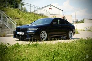 Black BMW 520 2017 in Visaginas, with an engine capacity of 2.00 L and mileage of 362 thousand km for 20700 €, photo 21 on AUTOMOTO.COM.LV