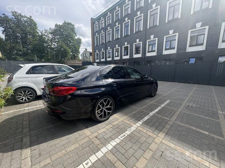 Melns BMW 520 2017 Rīga, ar dzinēja tilpumu 2.00 L un nobraukumu 135 tūkst. km par 23500 €, foto 6 vietnē AUTOMOTO.COM.LV