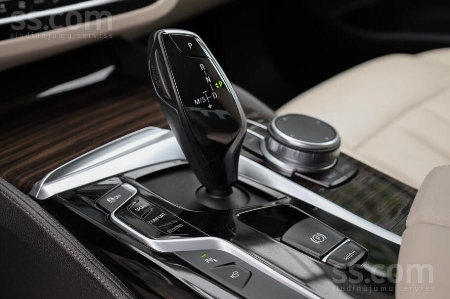 Melns BMW 520 2017 Rīga, ar dzinēja tilpumu 2.00 L un nobraukumu 0 tūkst. km par 21995 €, foto 19 vietnē AUTOMOTO.COM.LV