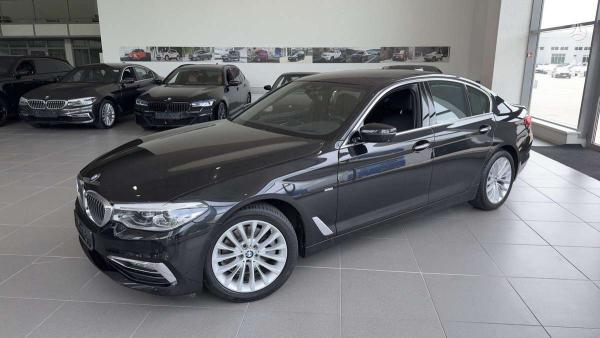 Melns BMW 520 2017 Marijampole, ar dzinēja tilpumu 2.00 L un nobraukumu 219 tūkst. km par 20999 €, foto 1 vietnē AUTOMOTO.COM.LV