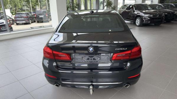 Melns BMW 520 2017 Marijampole, ar dzinēja tilpumu 2.00 L un nobraukumu 219 tūkst. km par 20999 €, foto 6 vietnē AUTOMOTO.COM.LV