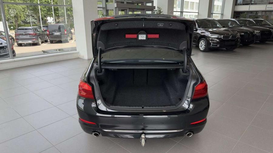 Melns BMW 520 2017 Marijampole, ar dzinēja tilpumu 2.00 L un nobraukumu 219 tūkst. km par 20999 €, foto 8 vietnē AUTOMOTO.COM.LV