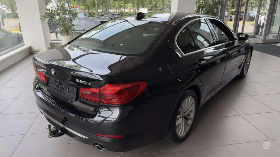 Melns BMW 520 2017 Marijampole, ar dzinēja tilpumu 2.00 L un nobraukumu 219 tūkst. km par 20999 €, foto 9 vietnē AUTOMOTO.COM.LV
