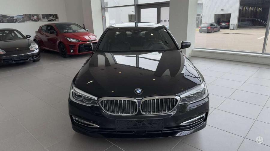 Melns BMW 520 2017 Marijampole, ar dzinēja tilpumu 2.00 L un nobraukumu 219 tūkst. km par 20999 €, foto 12 vietnē AUTOMOTO.COM.LV